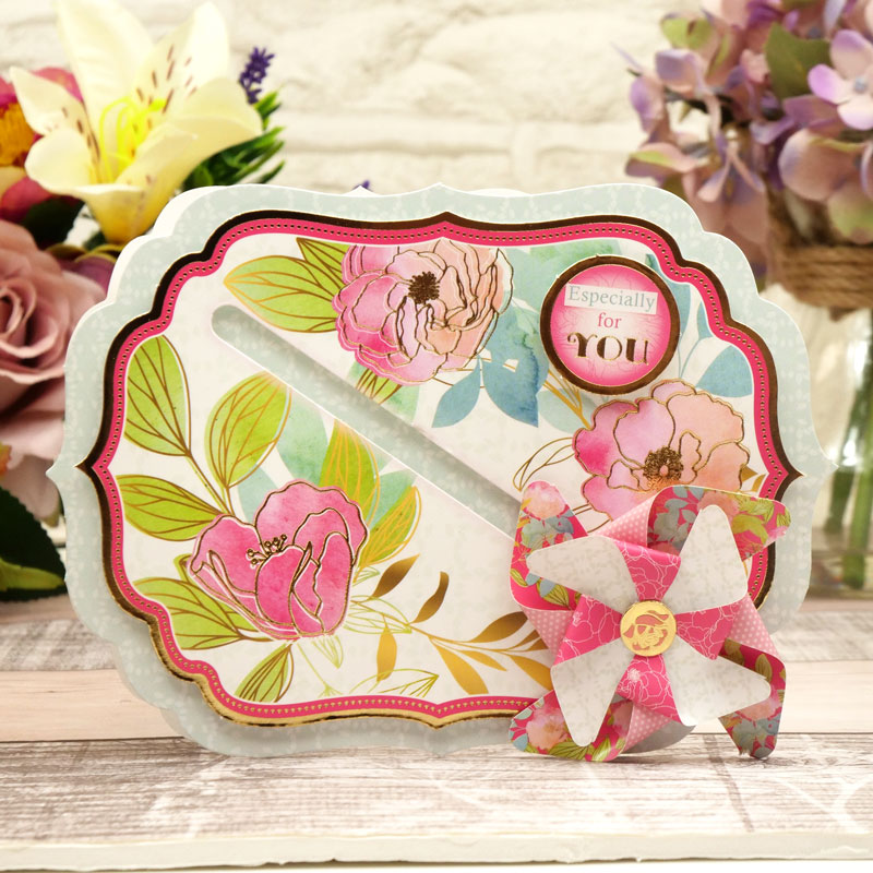 Video: How to make a Pinwheel Spinners Concept Card | Hunkydory Crafts